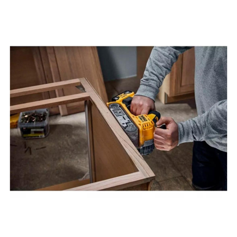 Lijadora de Banda 20v XR Dewalt DCW220 | EL Mundo en Madera